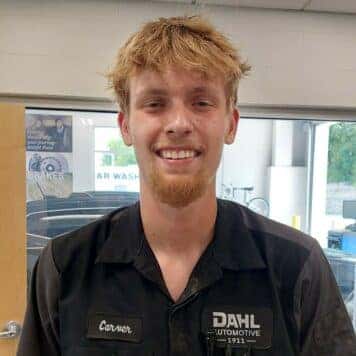 Dahl Express Winona Staff | Winona Dealer