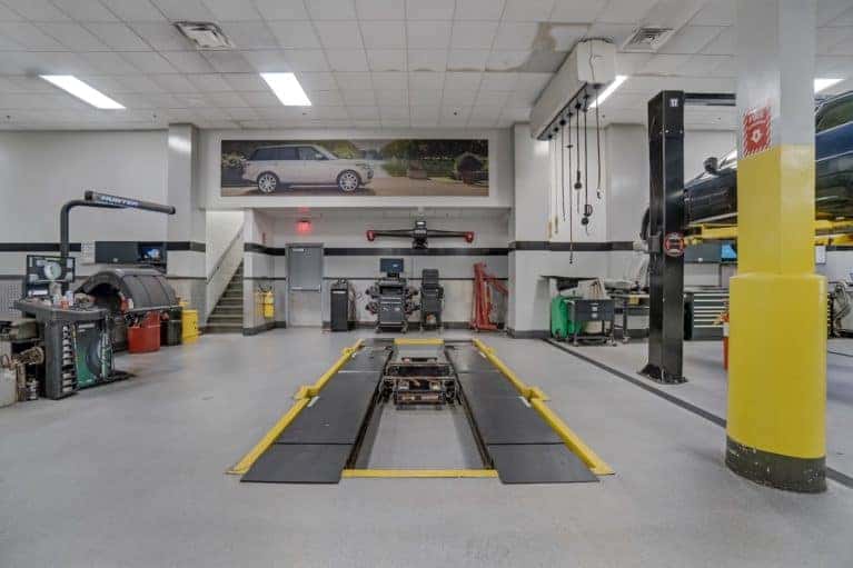 Land Rover Service in Darien | Land Rover Repair & Maintenance