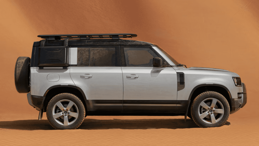 Experience the 2026 Defender 110 | Land Rover Flatirons
