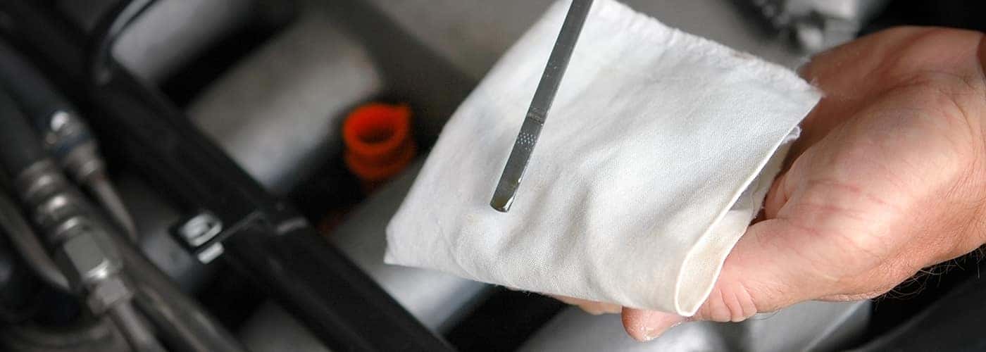 How To Check Car Oil Levels Phoenix AZ - Land Rover North Scottsdale