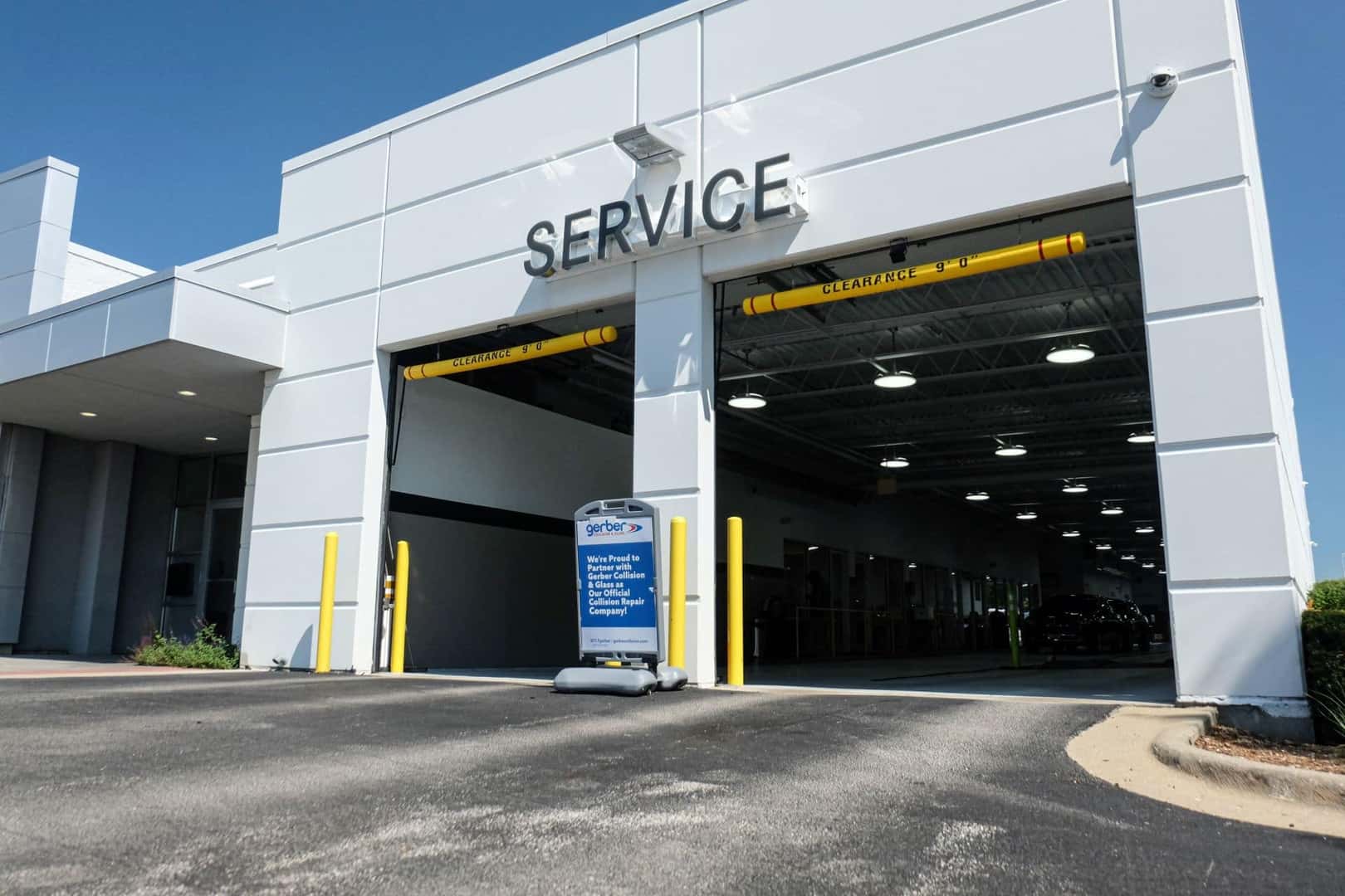 About Our Mercedes-Benz Dealership in Hoffman Estates, IL